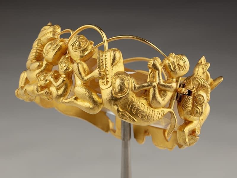 Canada’s Bill Reid – Seminal, Monumental Haida Artist – LGF Publishing