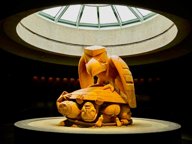 Canada’s Bill Reid – Seminal, Monumental Haida Artist – LGF Publishing